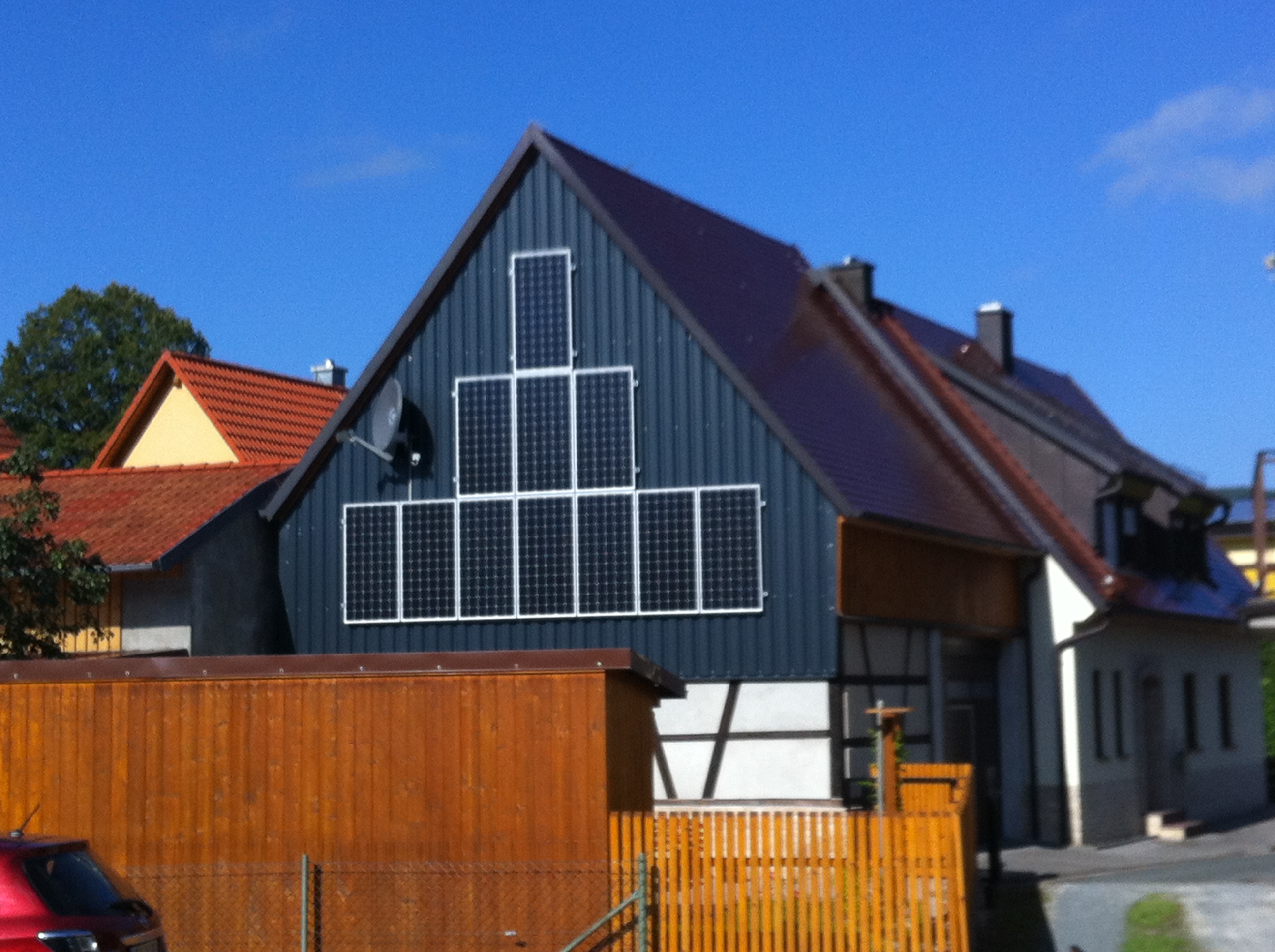 Solar Fassade für eigenen Strom - NaturEnergie-Magazin